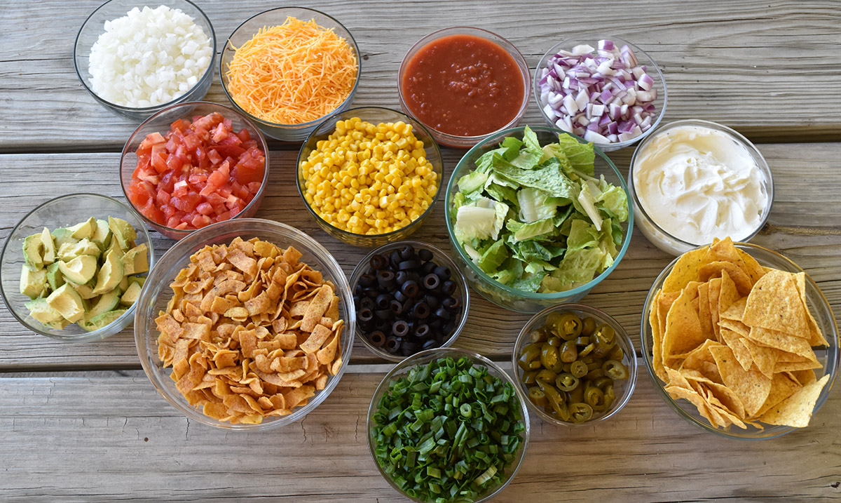 It's Chilly, So Let's Make Chili! | DinnerTime